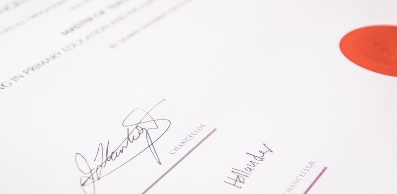 Different Types of Signature and When/How to Use Them (2022) | SignHouse